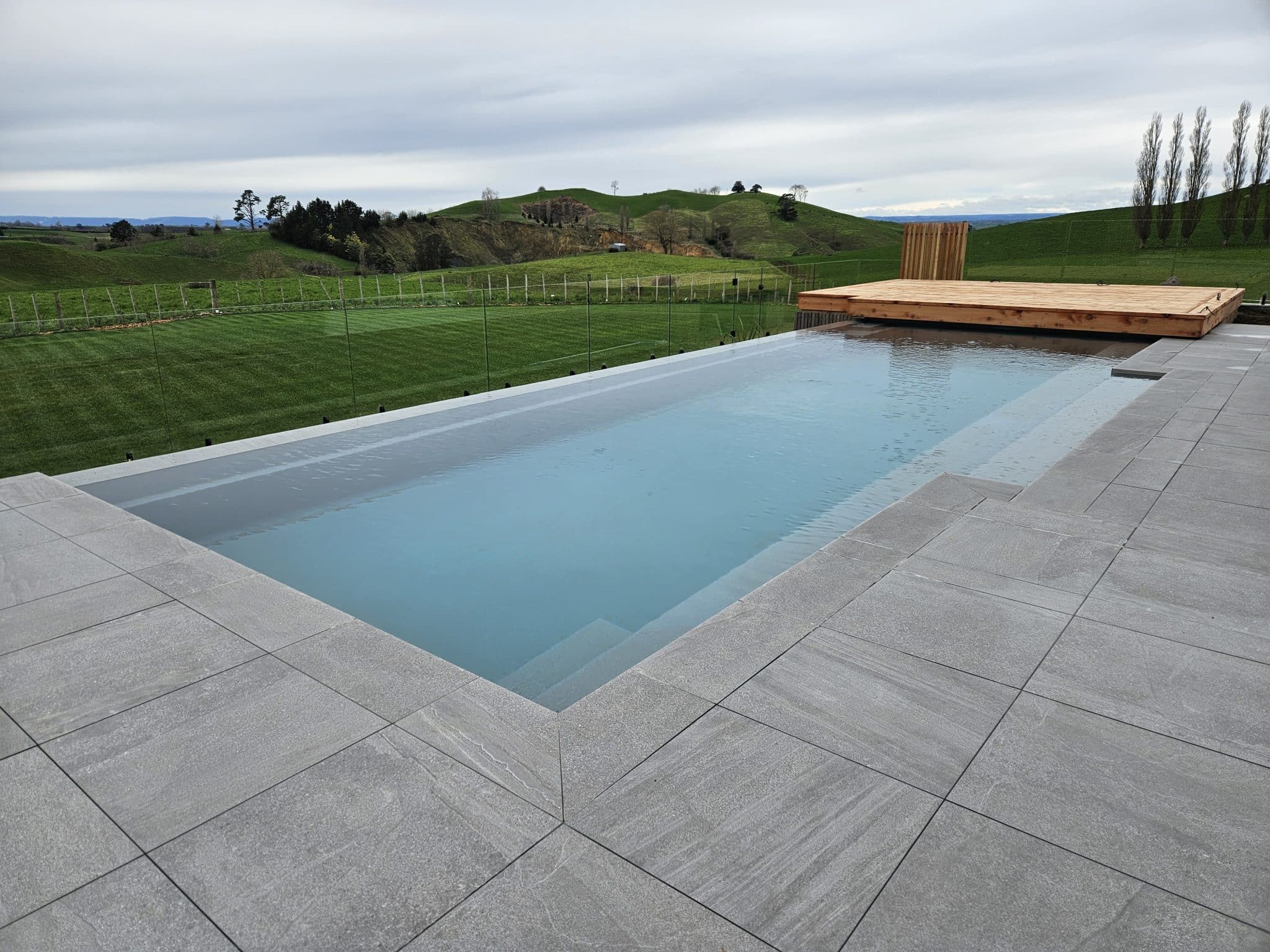Stunning Landscapes and Concrete Pools | LuxeOutdoors Limited